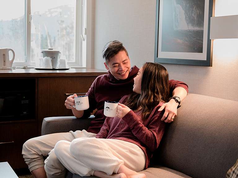 Jasper Hotel, Alberta - Mount Robson Inn