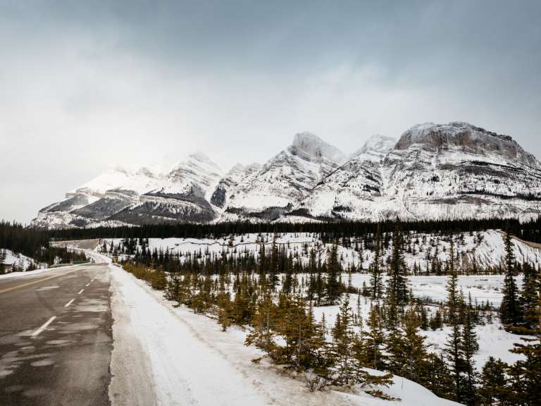 Jasper Hotel, Alberta - Mount Robson Inn
