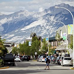 Jasper Hotel, Alberta - Mount Robson Inn