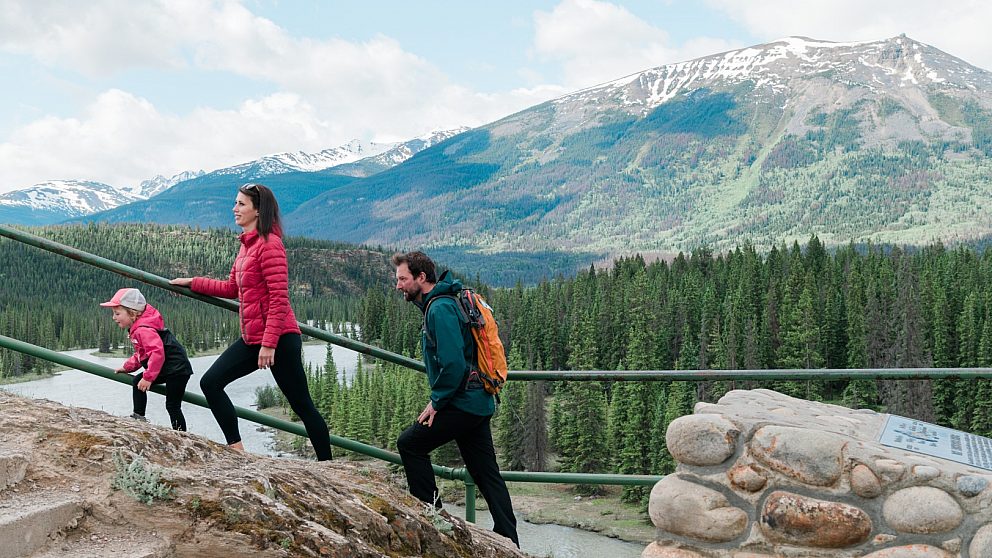 Jasper Hotel, Alberta - Mount Robson Inn